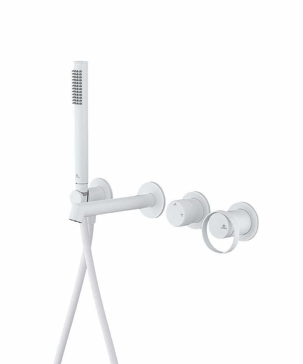 Встроенный смеситель для ванны с душем из латуни Ganzer GZ19134-F белый