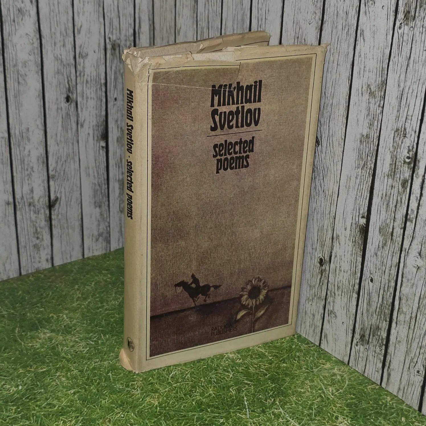 Mikhail Svetlov. Selected poems