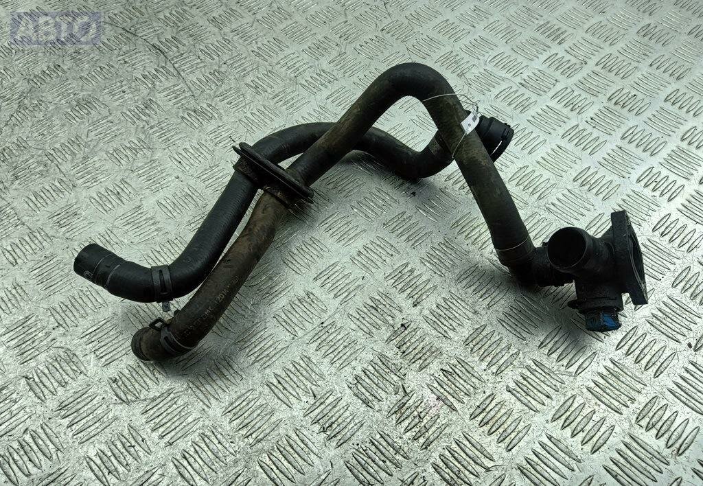 Патрубок отопителя (печки) Volkswagen Passat B5