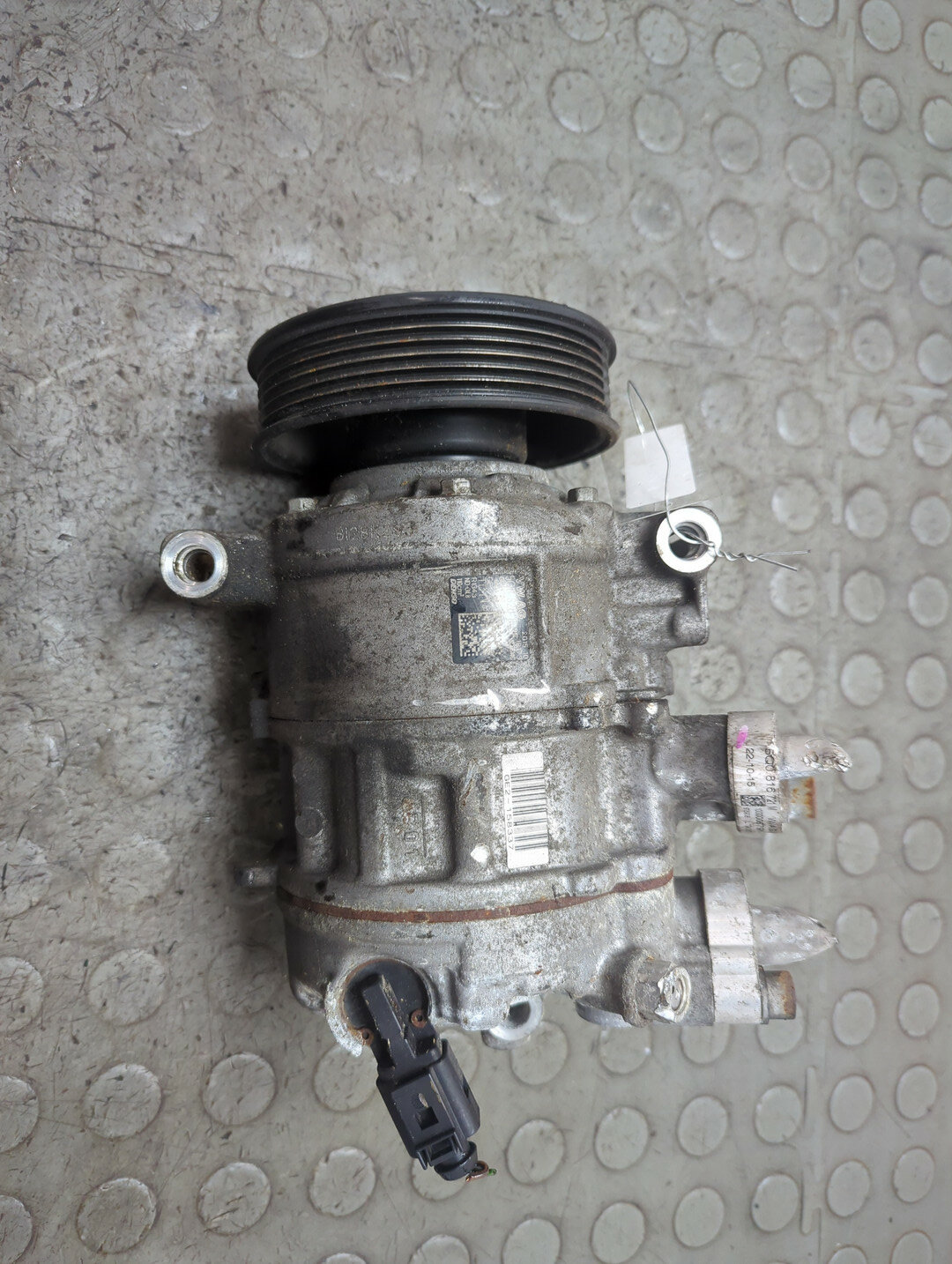 Компрессор кондиционера Audi S3 (8V) Б/У