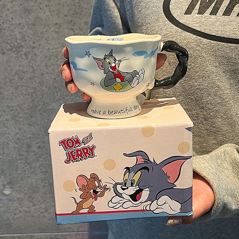 Кружка керамическая 350 мл Disney, с black ручкой, Том и Джерри