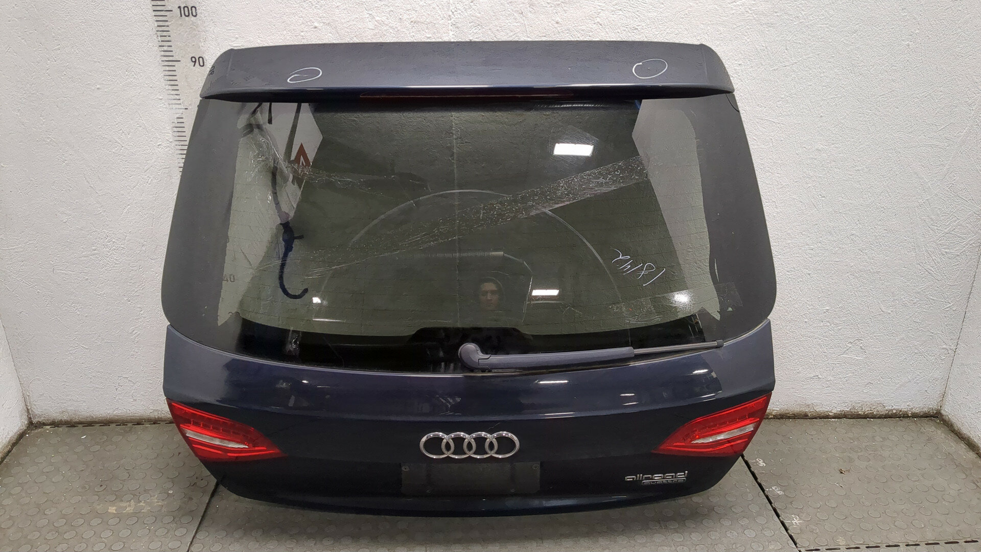 Крышка (дверь) багажника Audi A4 (B8) Allroad Б/У