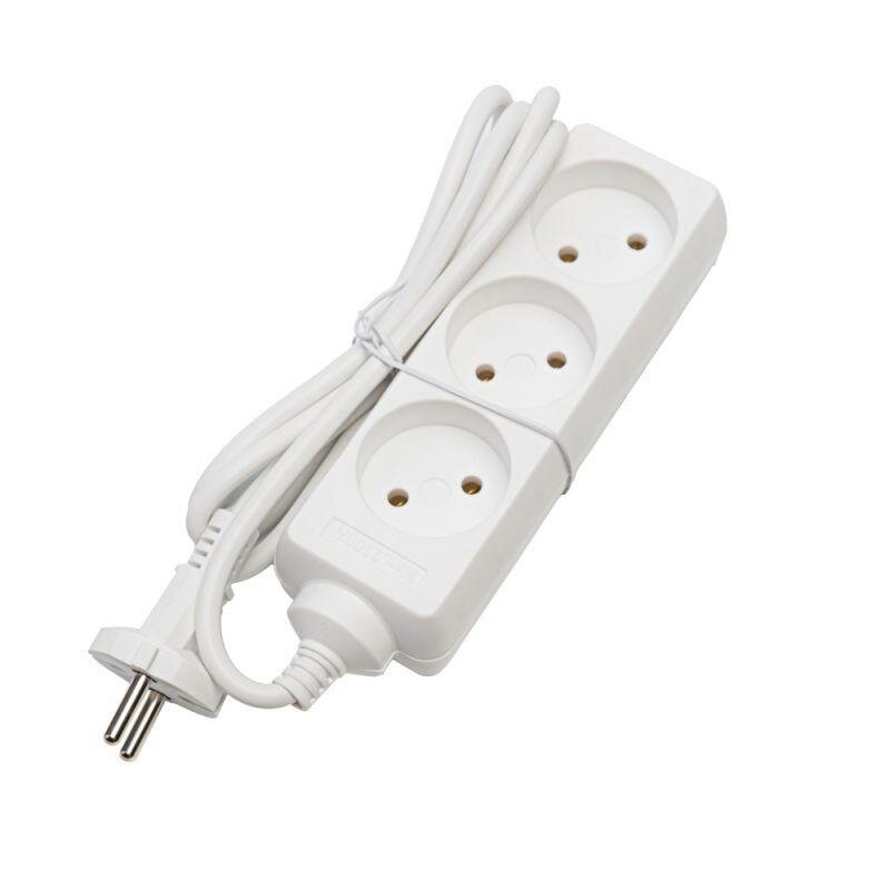Удлинитель 3х3м без заземл. 10А IP20 S 3х3 2.2кВт Volsten 9301