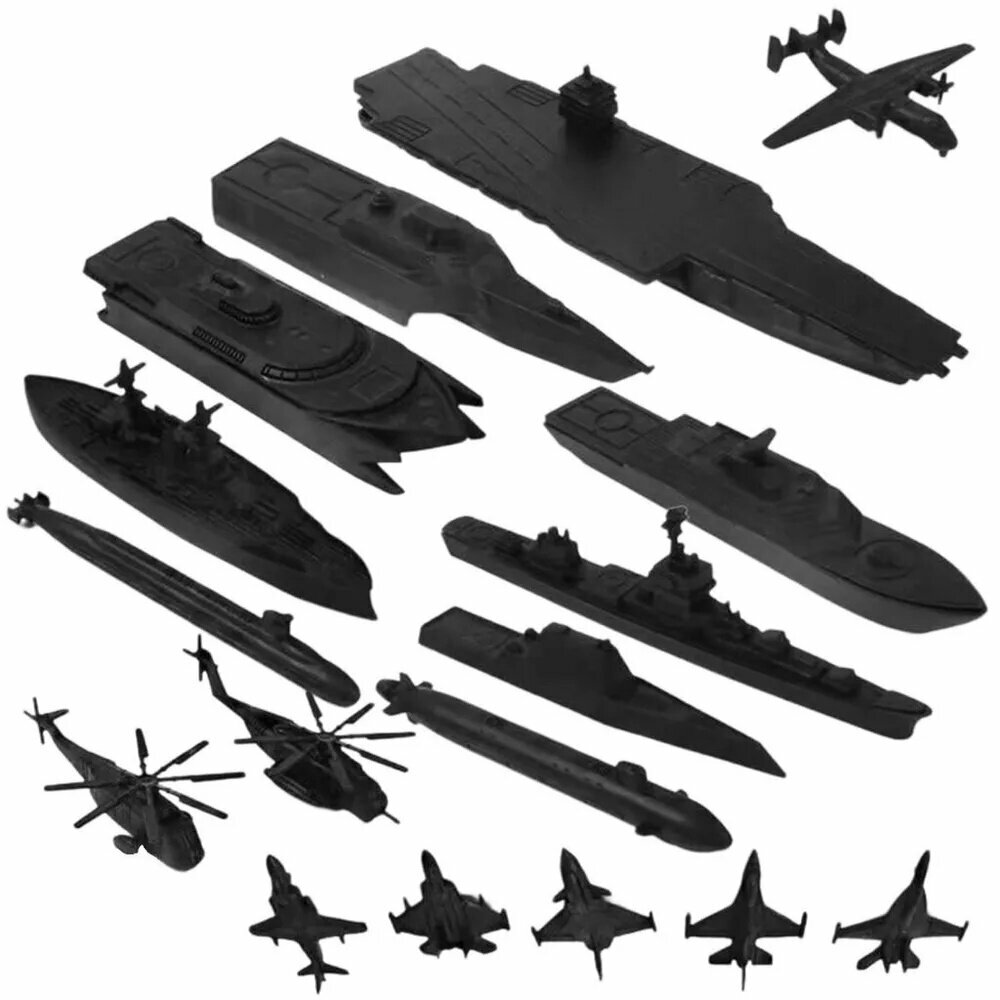 Набор из 17 моделей военных кораблей