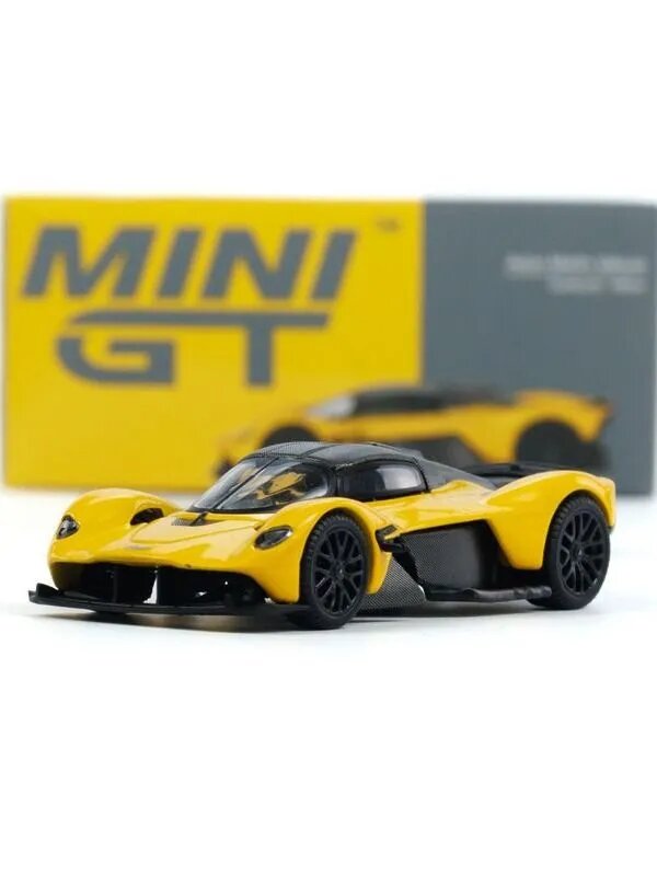 Машинка MINI GT 1/64 #744 Aston Martin Valkyrie Sunburst Yellow Die-cast Alloy Car Model Collection Gift