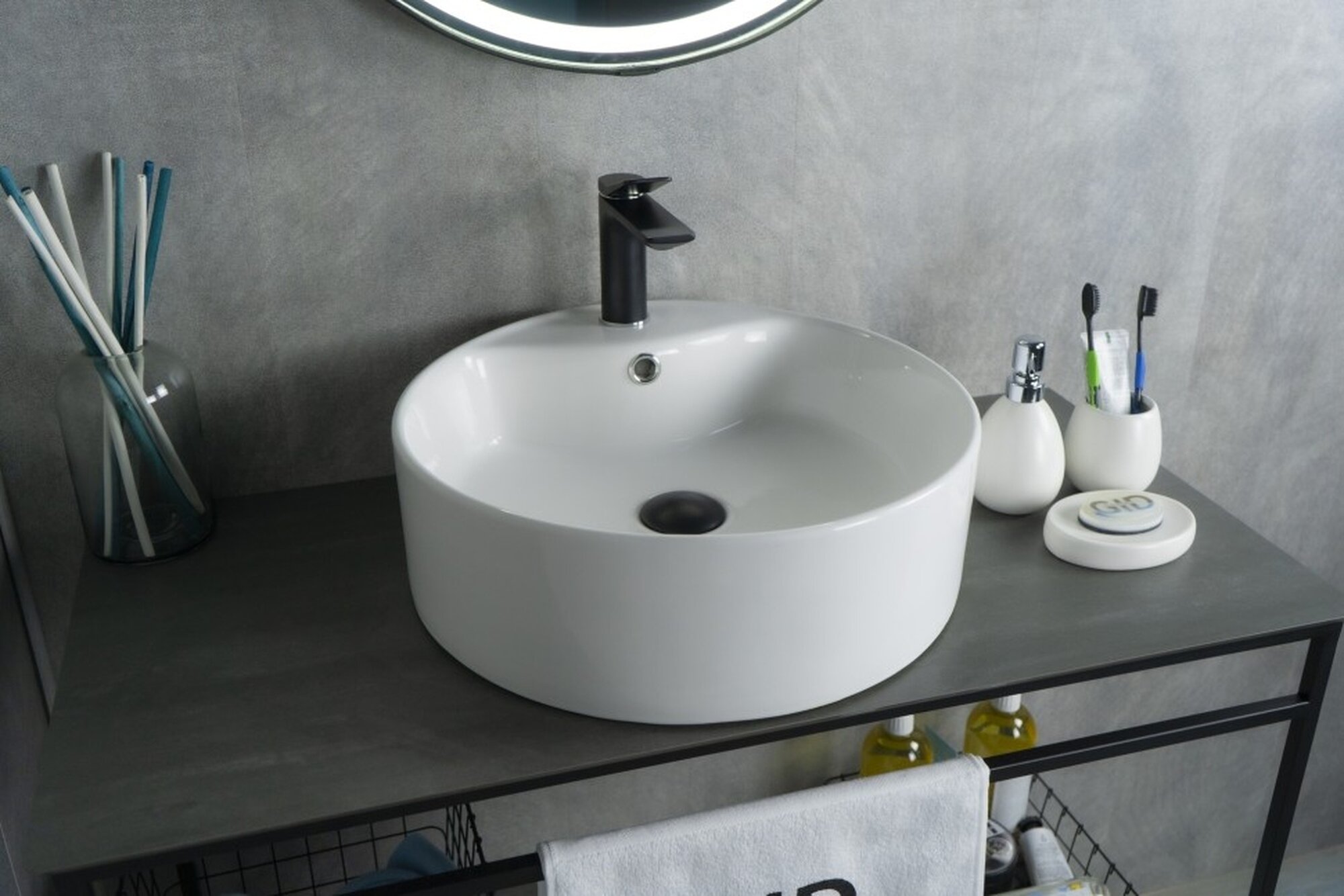 Накладная раковина GiD N9008b Esfera 51104 круглая, керамика с глянцевым покрытием, белая