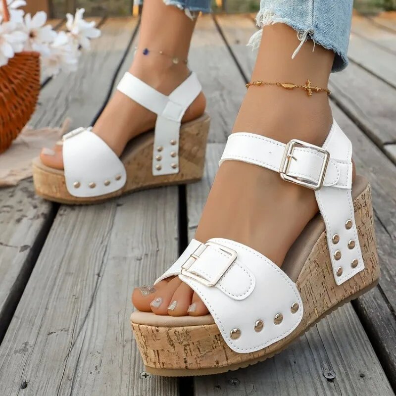 Сандалии