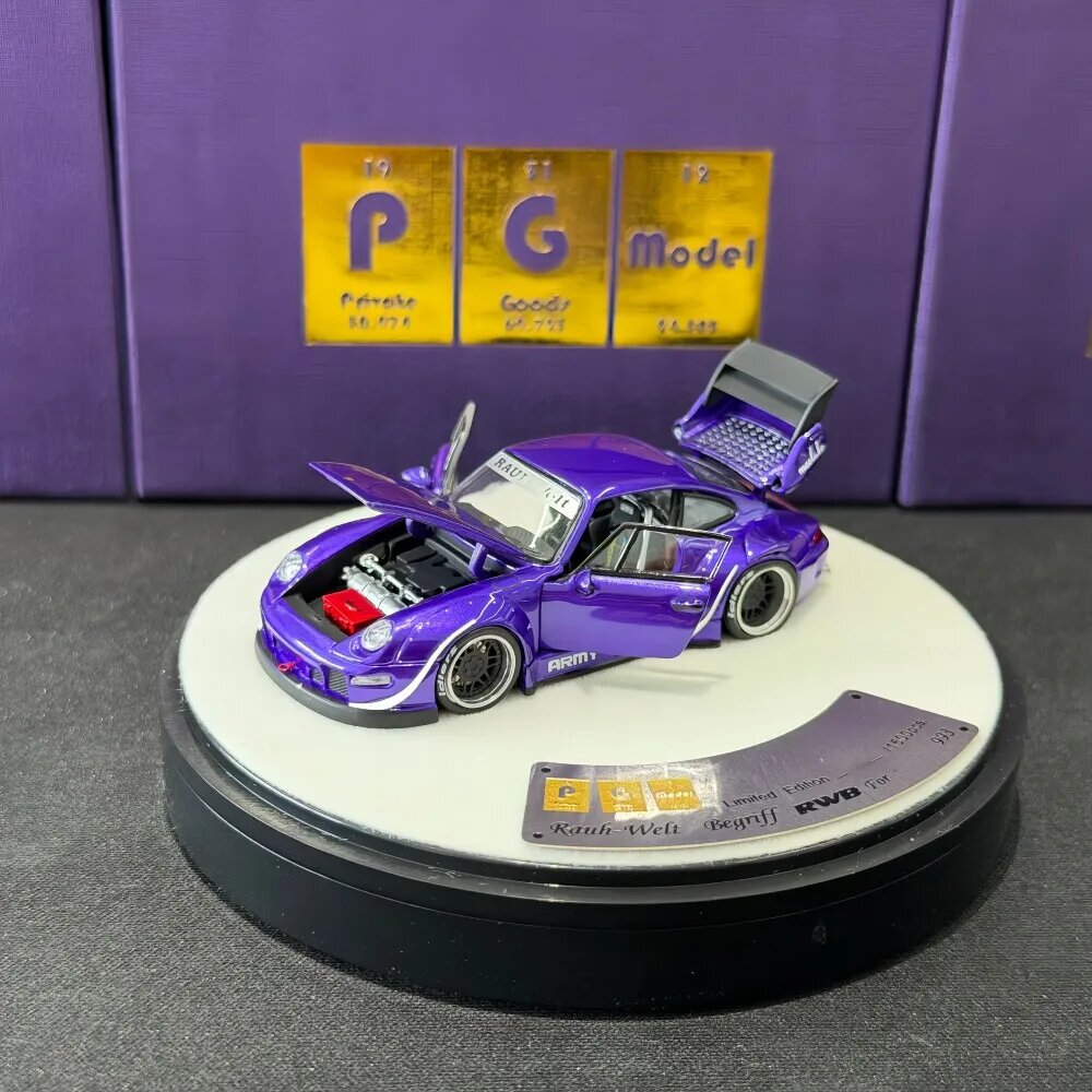 Металлическая модель автомобиля MASSDI PGM 1:64 993 Wide Body RWB фиолетового цвета