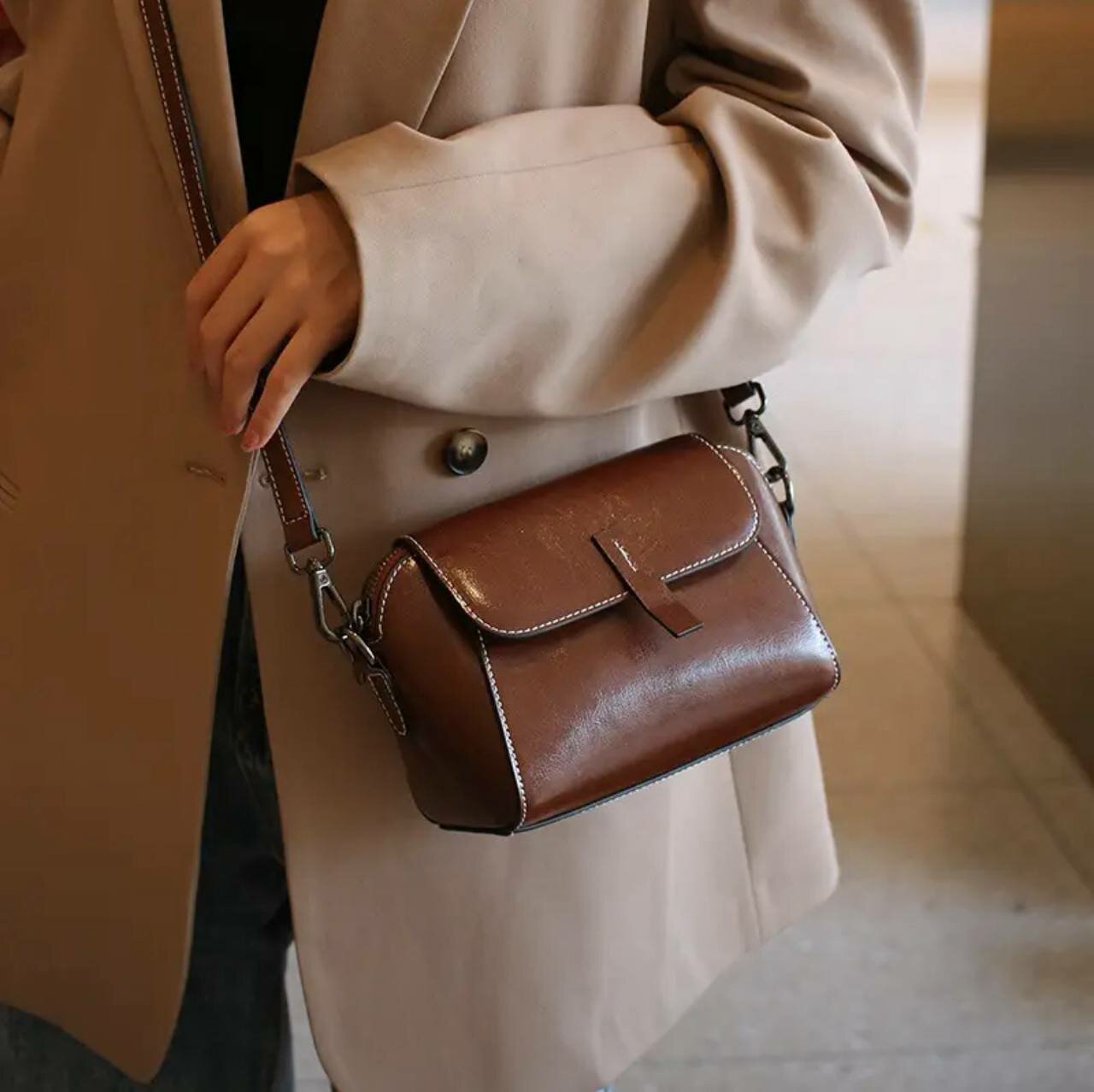 Сумка кросс-боди , фактура гладкая, коричневый/кофейный десерт — фото 1