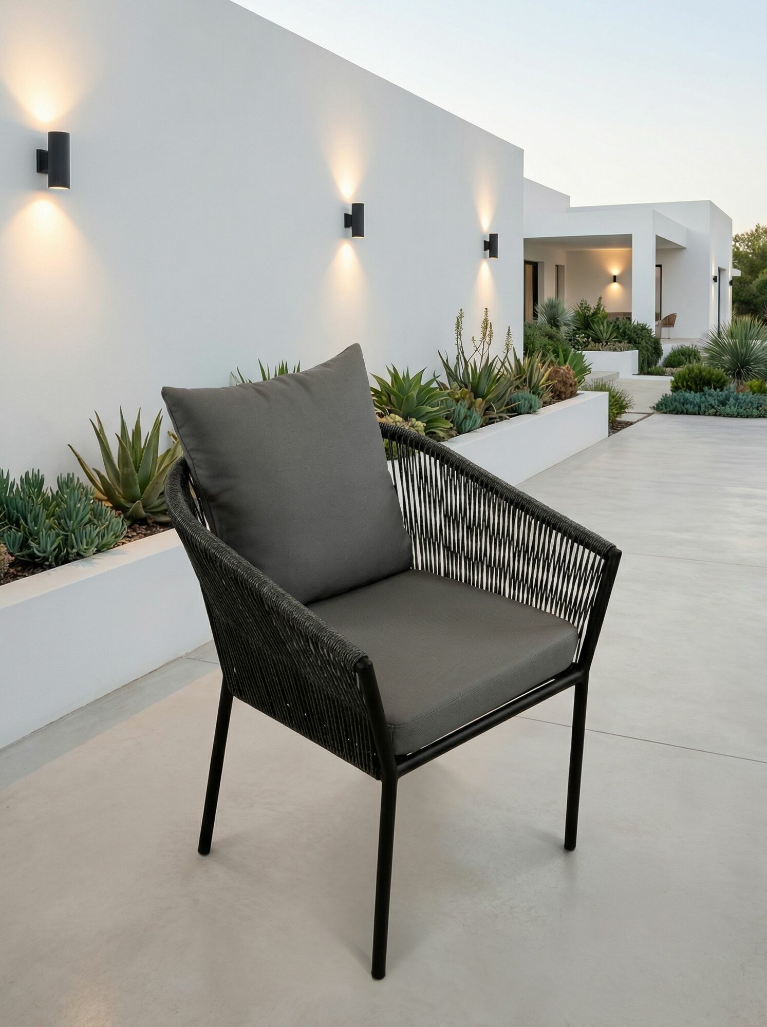 Стул из ротанга, Patio, Чёрный металлик, для дома, дачи, террасы и кафе, садовая плетёная мебель