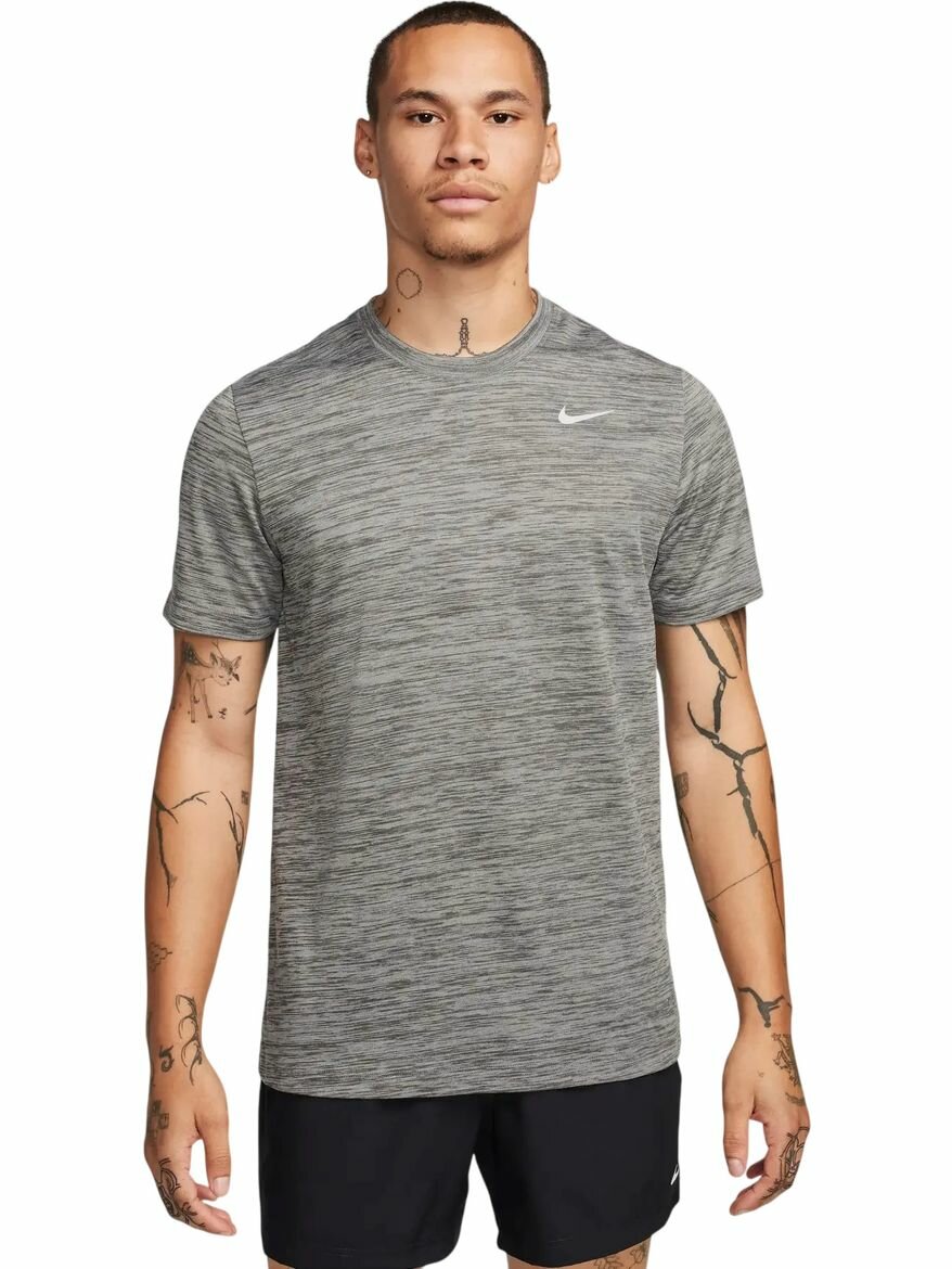 Футболка спортивная Dri-FIT Fitness T-Shirt