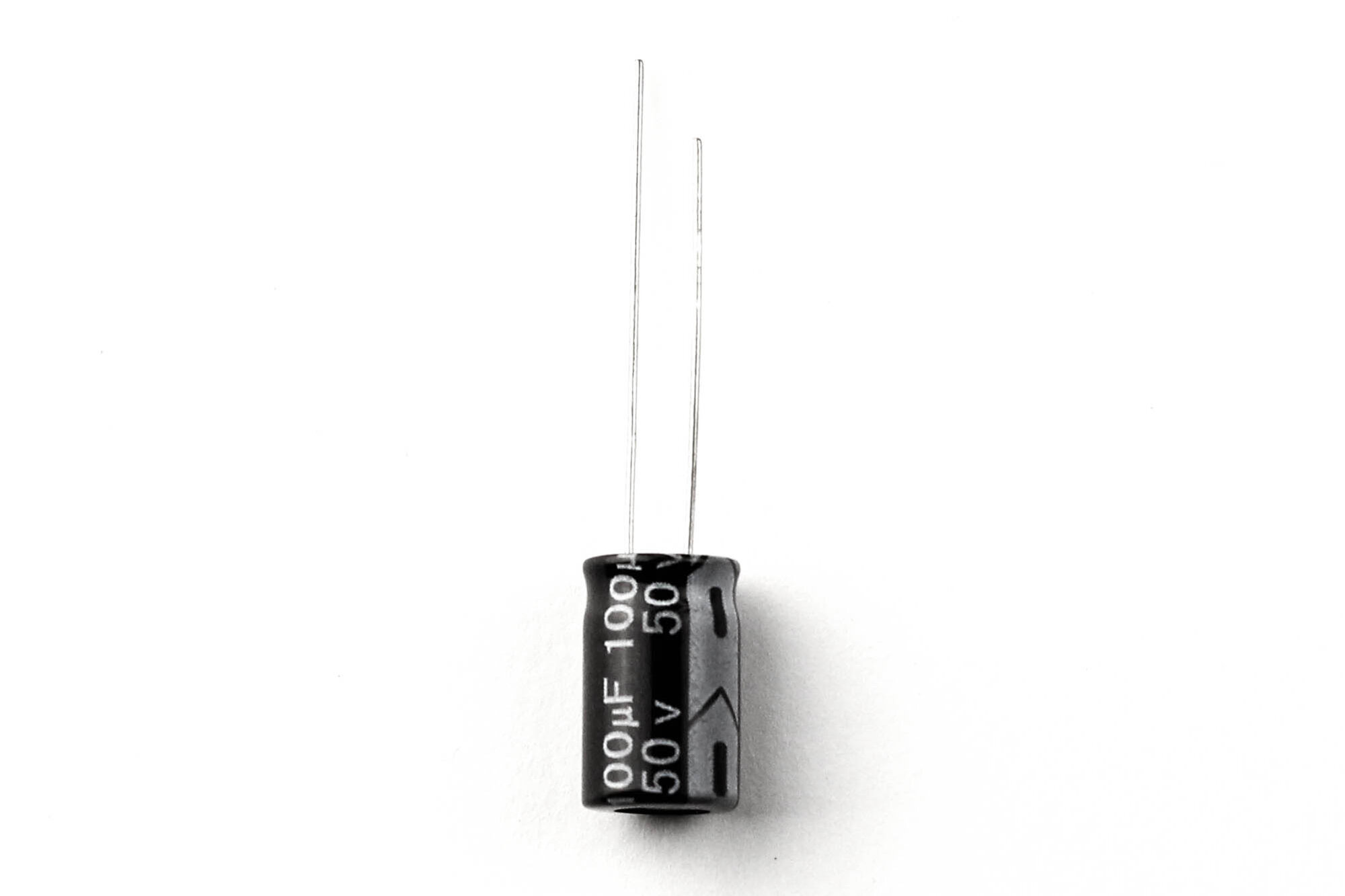 Конденсатор 50V 100uF