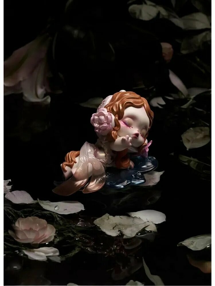 Коллекционная фигурка Слепая коробка SKULLPANDA Petals in Four Acts Series Figures