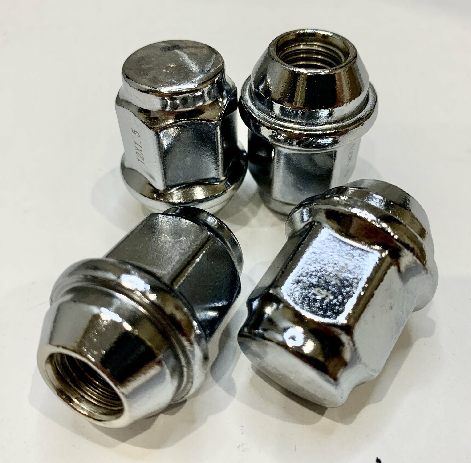 ZEKKERT be-4102 Гайка колесная конус M12 x 1 5 L=35 ключ 21 Хром