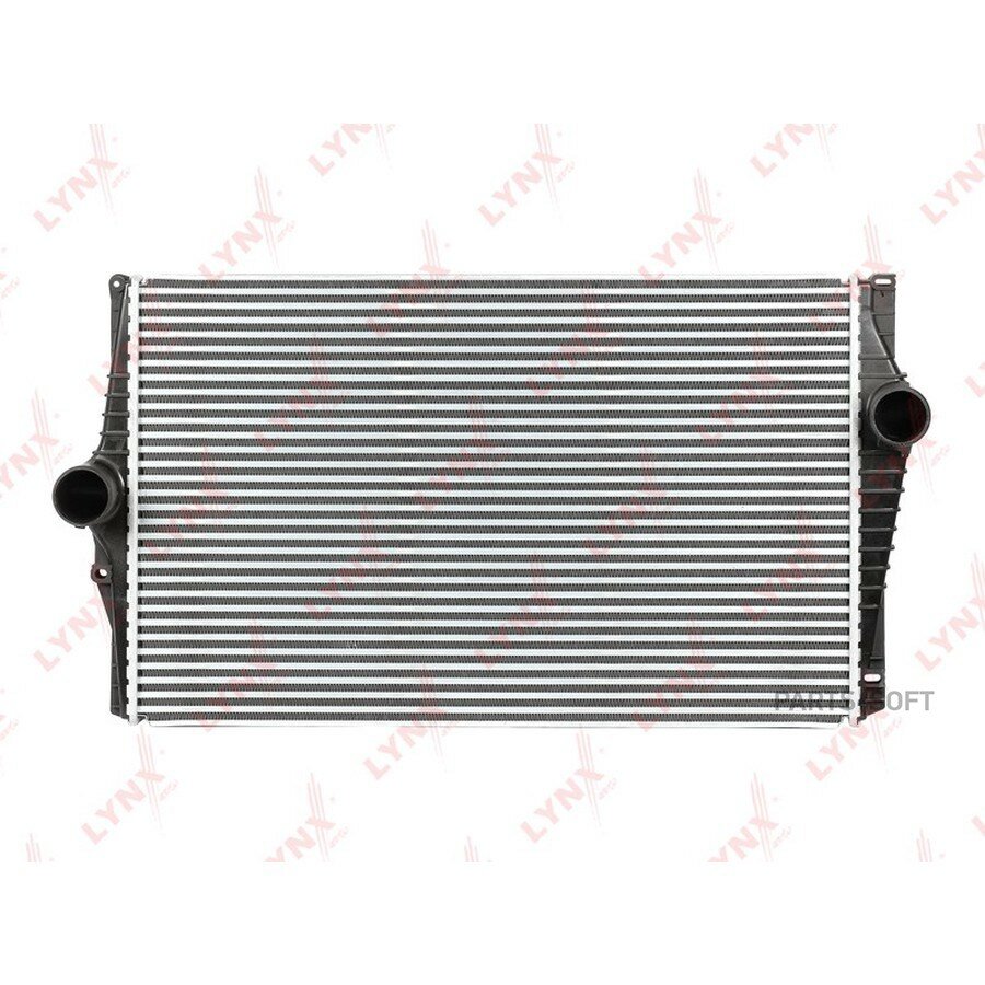 LYNXAUTO RT-0011 Радиатор интеркулера VOLVO XC90 2.5-2.9 02-14
