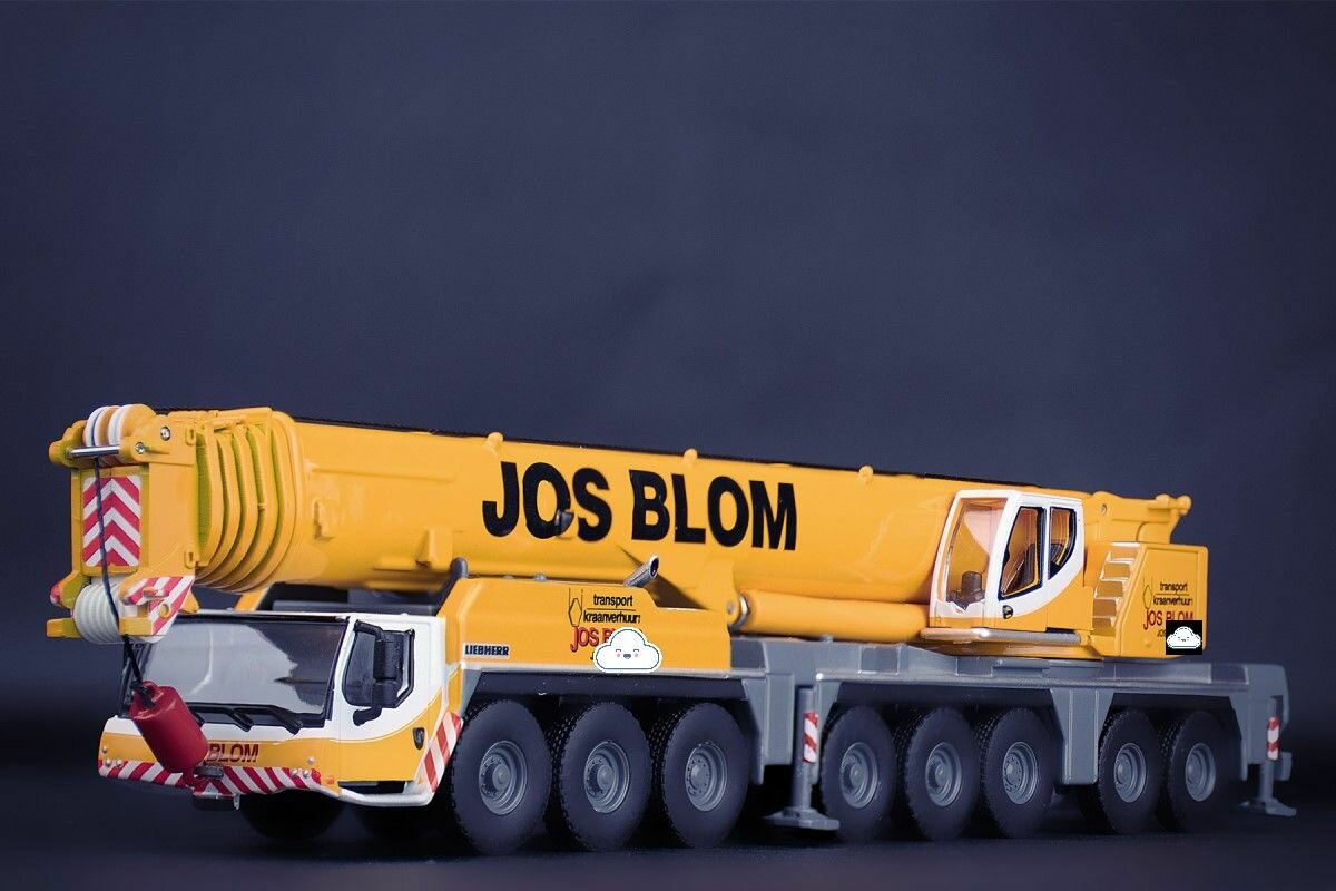 IMC 32-0156 Пропорциональная модель крана LIEBHERR LTM1450 от JosBlom (масштаб 1:87)
