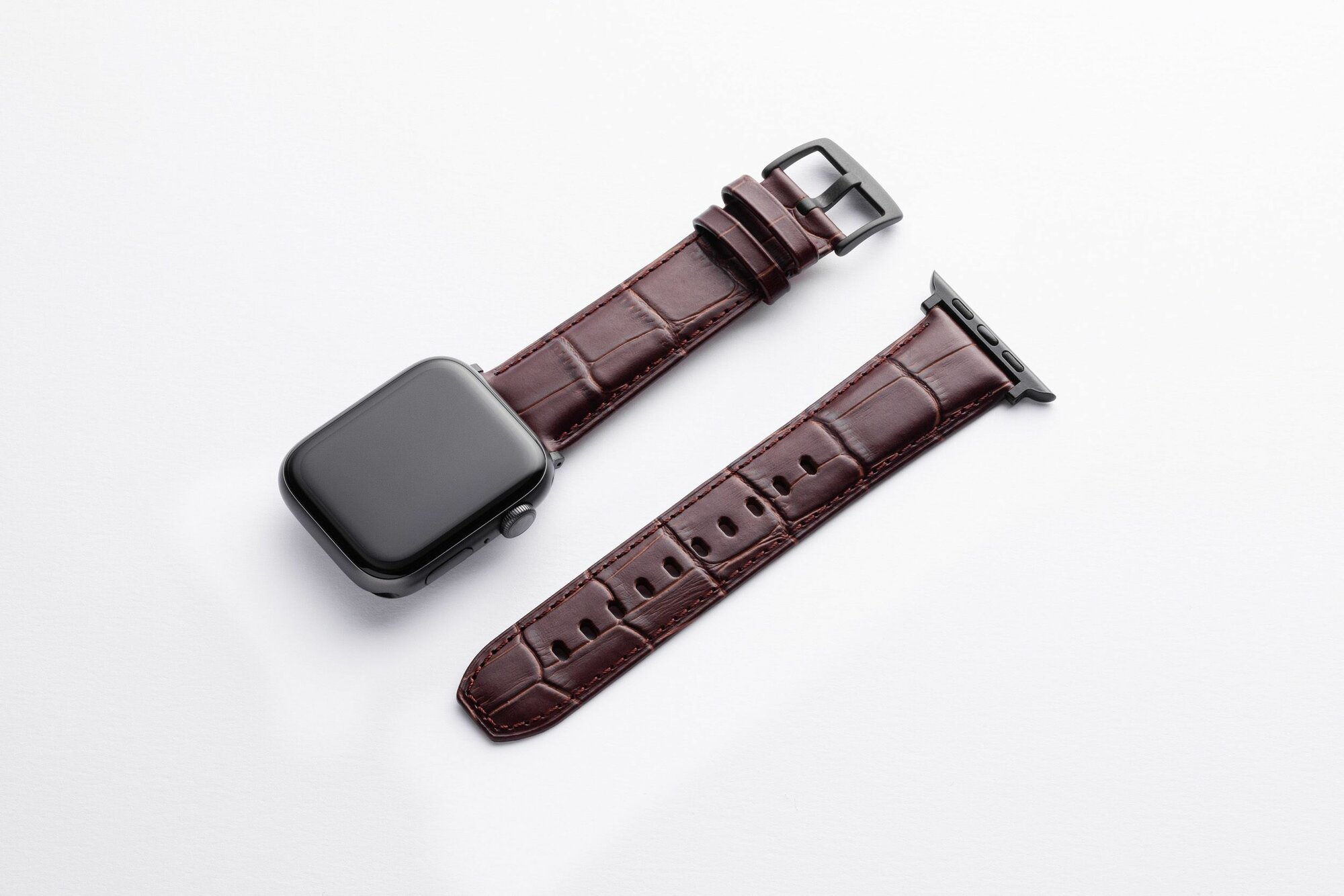 Кожаный ремешок Stailer Premium для Apple Watch 42mm 44mm 45mm 49 mm Series 1-8, для черного корпуса, коричневый