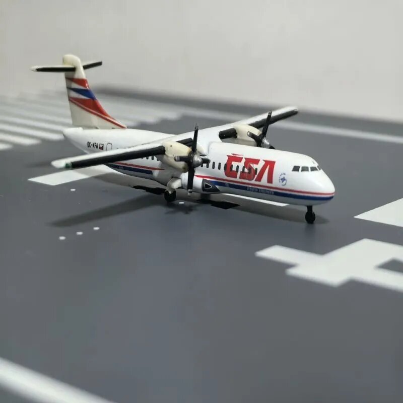 Herpa 1:500 Модель турбовинтового авиалайнера Czech Airlines ATR-72 OK-XFA