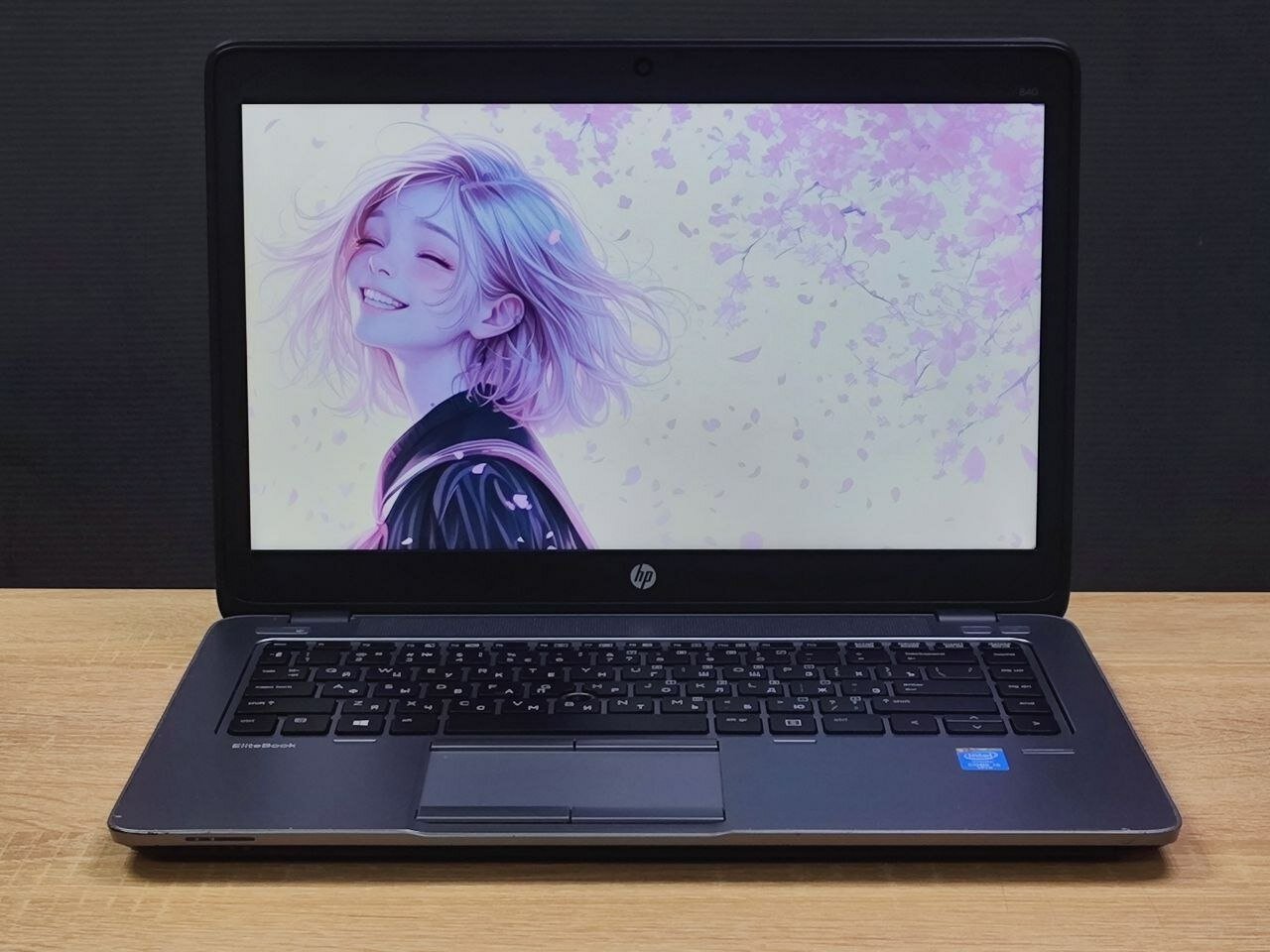 Ноутбук HP EliteBook 840 G2 H0JU8EC\14" 1600x900\Core i5-5300U\HD Graphics 5500\8ГБ DDR3L\SSD: 256GB\Windows 10 + Office