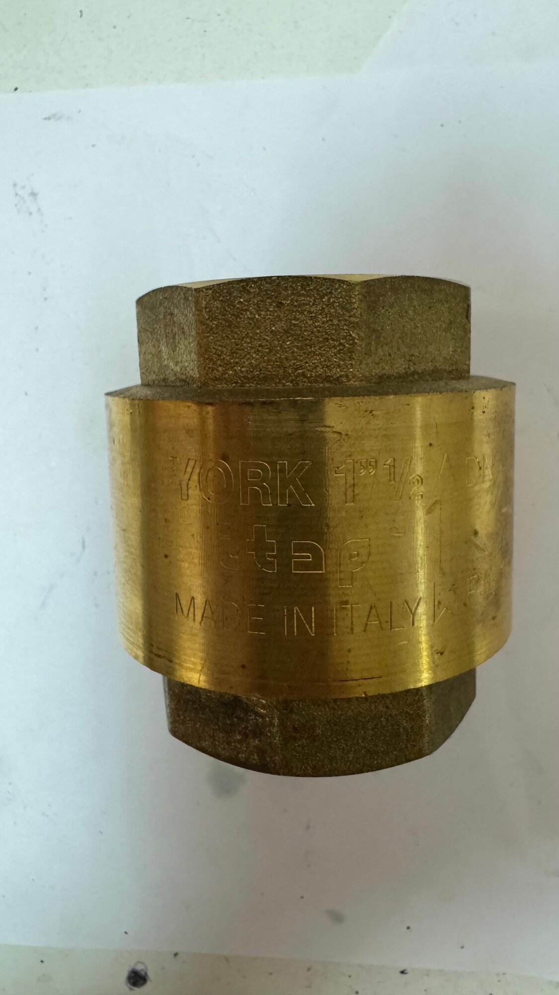 Клапан обратный 1 1/2" (40") пружинный с пластиковым затвором Itap YORK