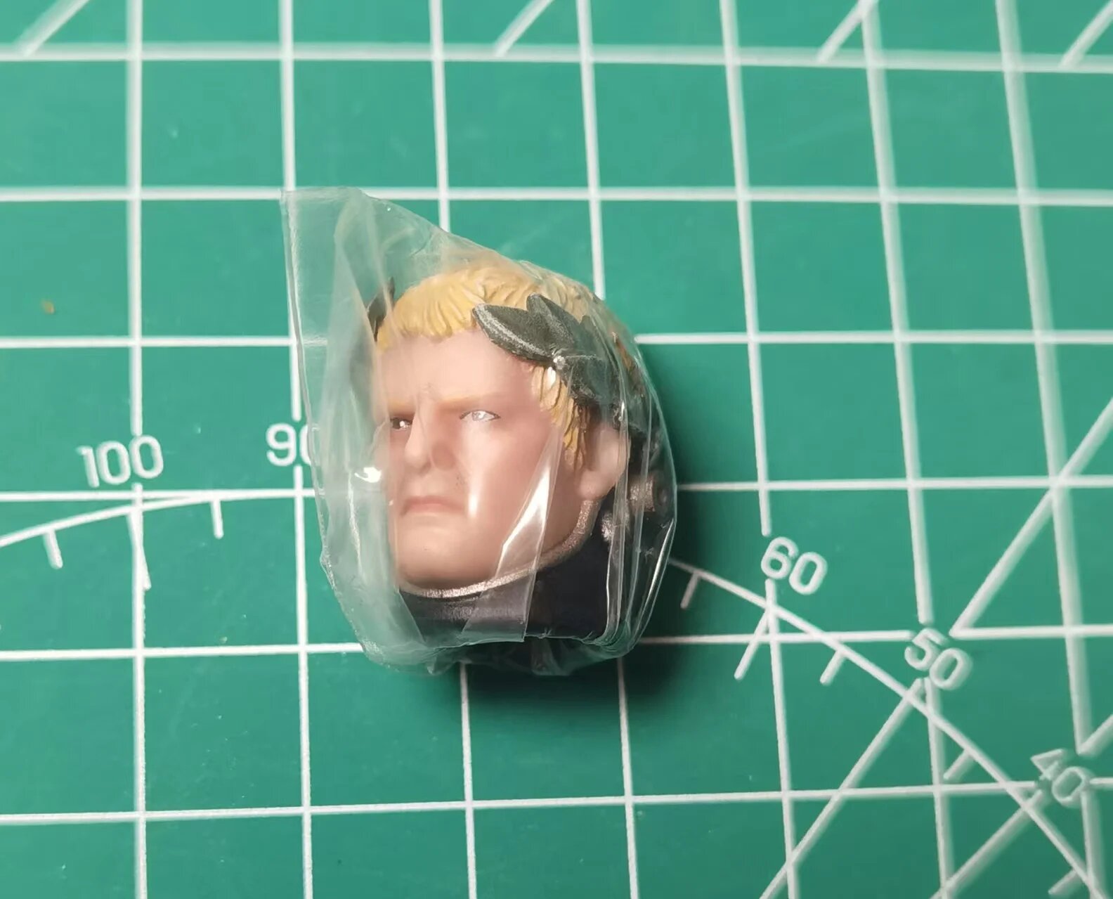 Фигурка Joytoy Warhammer 1/18 Ultramarines Primarch Roboute Guilliman Toy Accessory 9