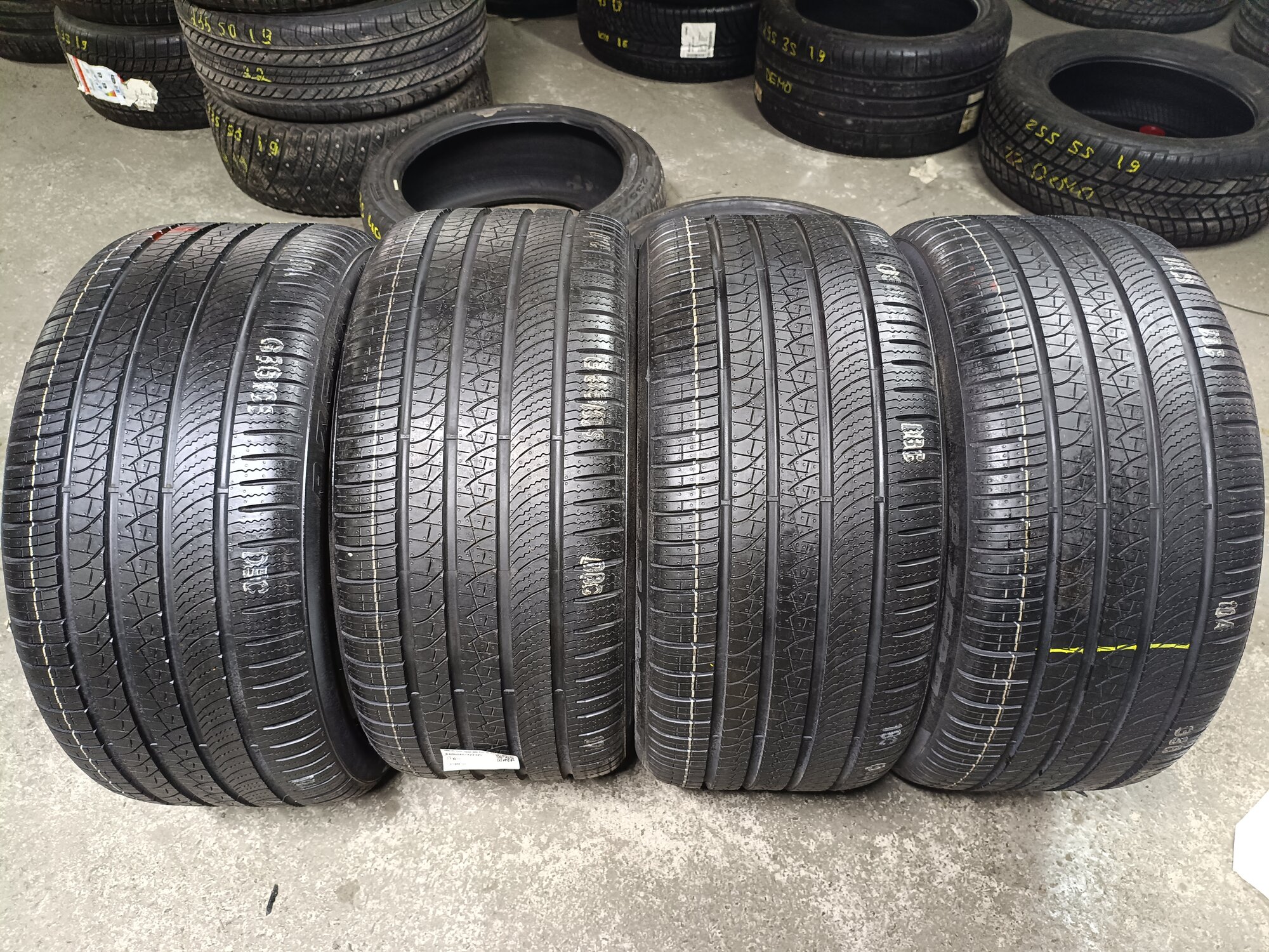 Pirelli P Zero All Season 285/35 R20 104H