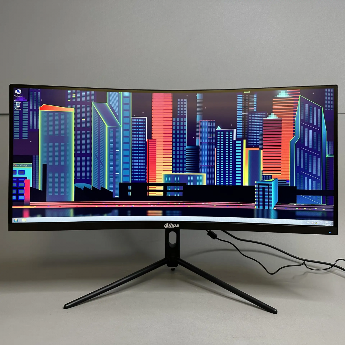 30" Монитор Dahua DHI-LM30-E330CA, 2560x1080, VA, 200Гц, 2хHDMI, 2хDP, изогнутый, черный