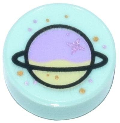 Деталь Lego 98138pb121 Tile, Round 1 x 1 with Lavender and Yellowish Green Planet with Ring and Gold and Metallic Pink Spots Pattern