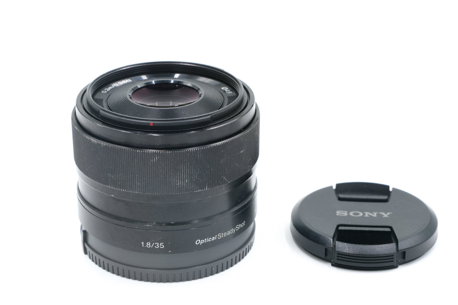 Объектив Sony E 35mm f/1.8 OSS