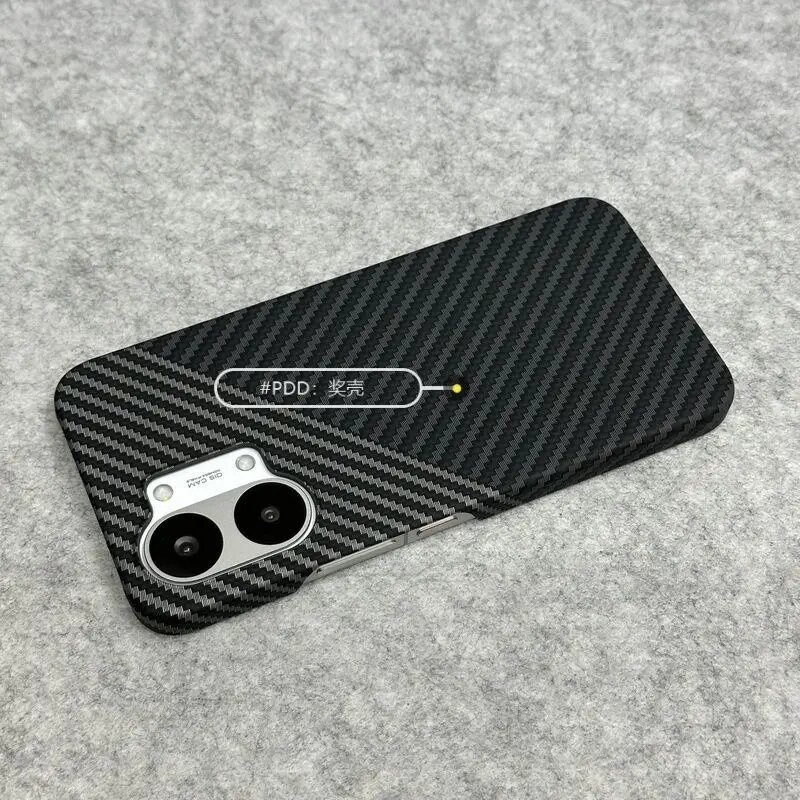 Чехол POCO X8 Pro Max из углеродного волокна, черный