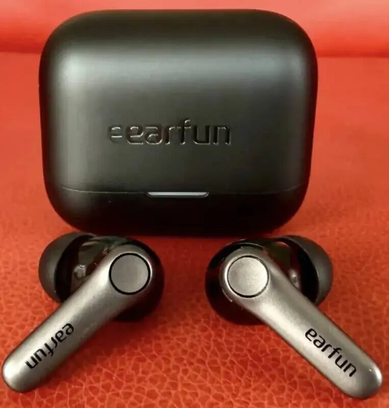Earfun Air Pro 4+ White Add Bk Case — фото 1