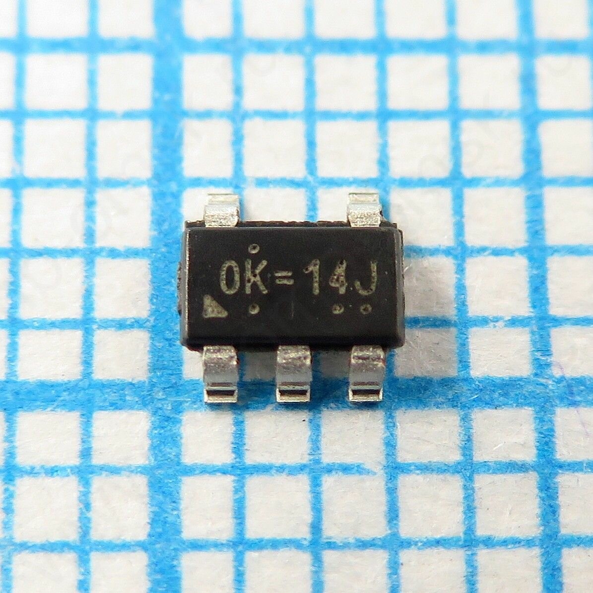 RT9742 - Коммутатор питания