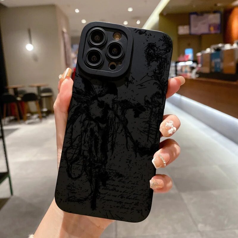 Черный чехол для iPhone 17 Pro с готическим крестом