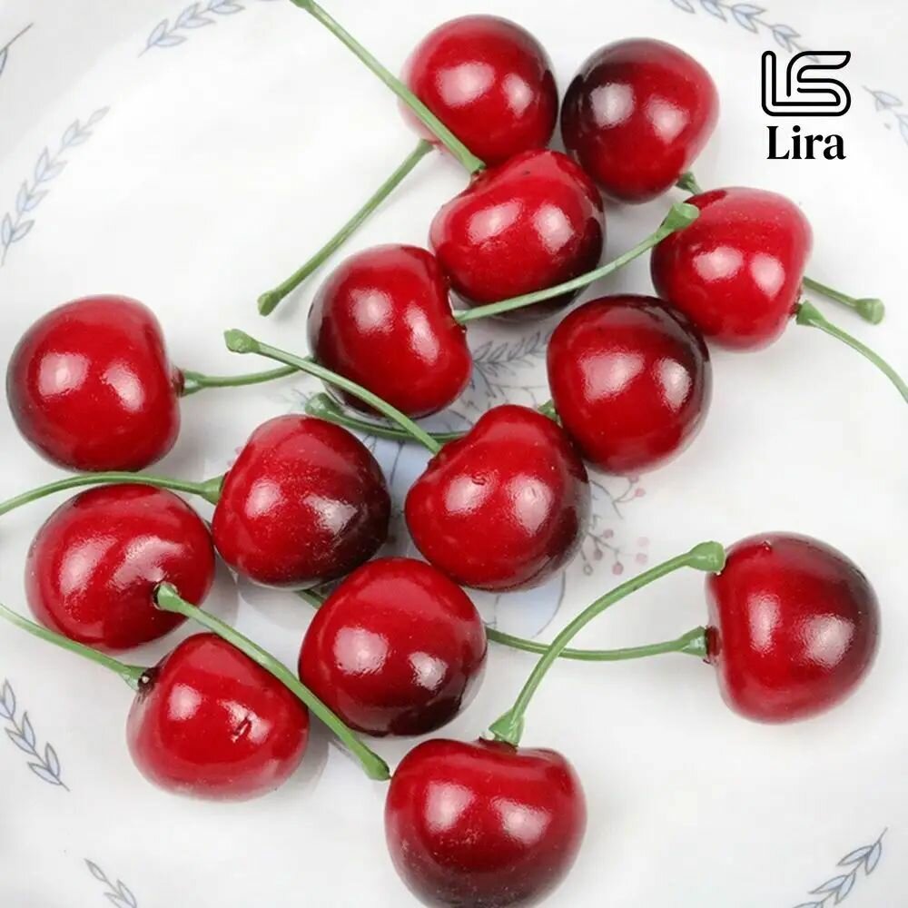 Искусственная вишня
