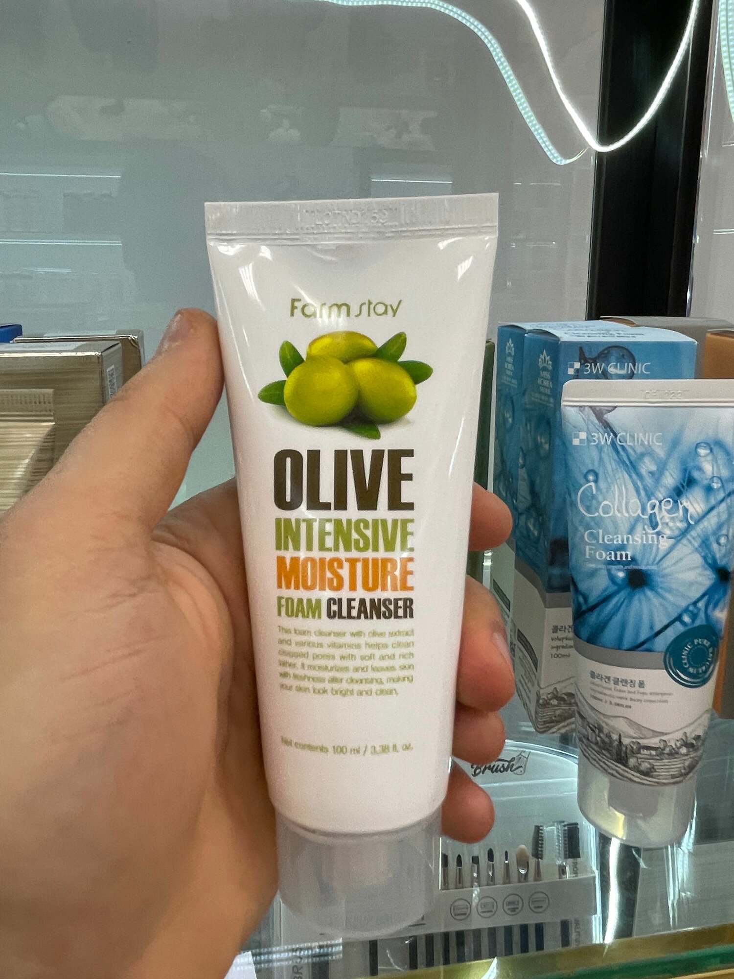 Farm Stay Olive Intensive Moisture Foam Cleanser корейская пенка для умывания, деликатного очищения и глубокого увлажнения кожи