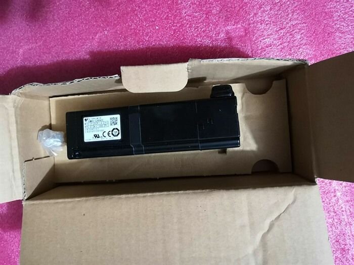 Модуль YASKAWA AC SERVO MOTOR SGMAV-C2A3A6C SGMAVC2A3A6C