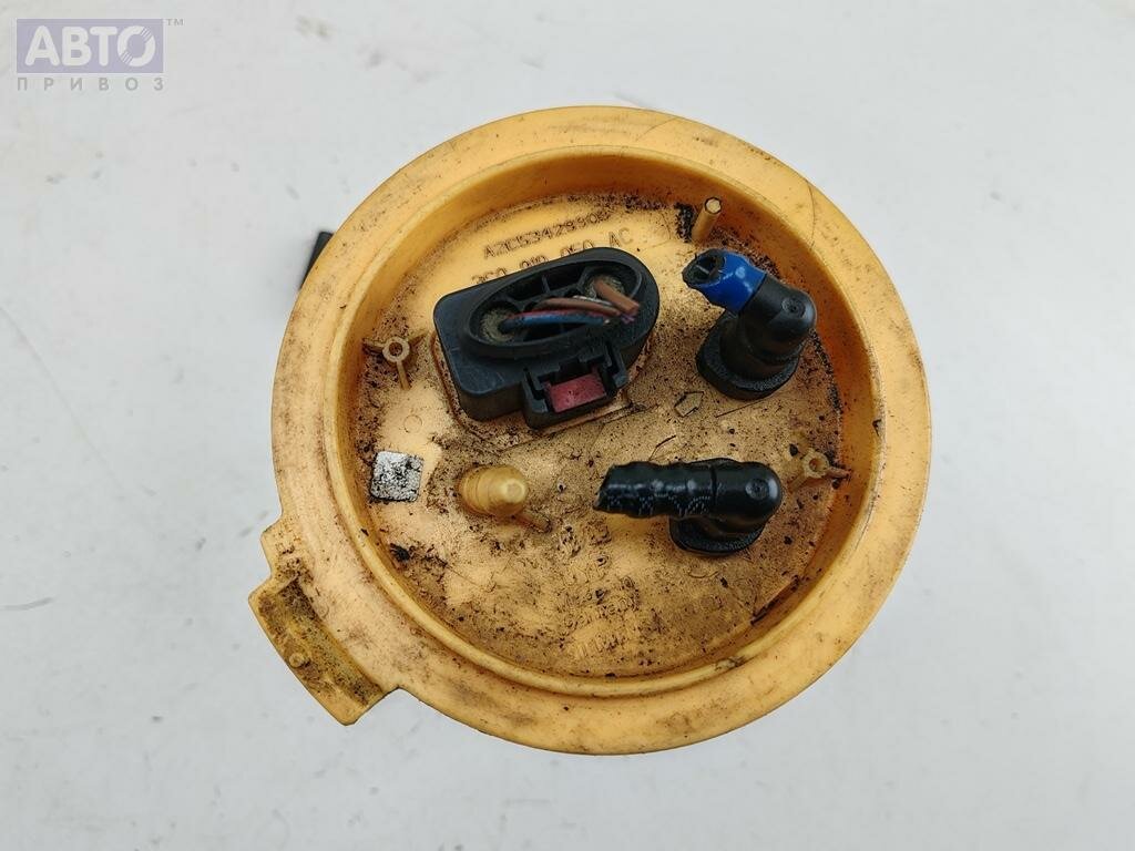 Насос топливный Volkswagen Passat B6