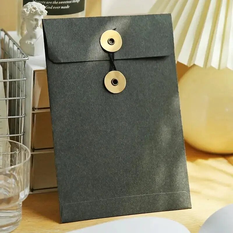 Винтажный конверт из крафт-бумаги black