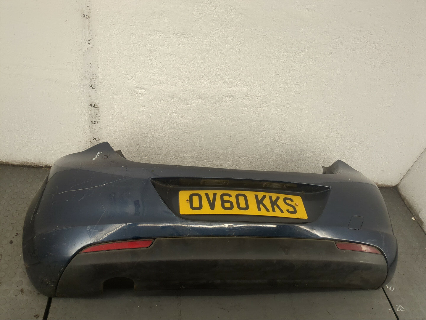 Бампер задний Opel Astra J Б/У