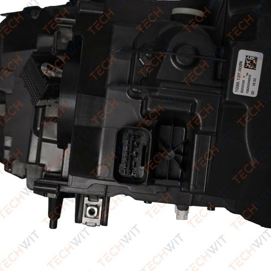 TECHWIT HD001MWB002TW Фара передняя Прав. BMW 5 G30 2016- LED