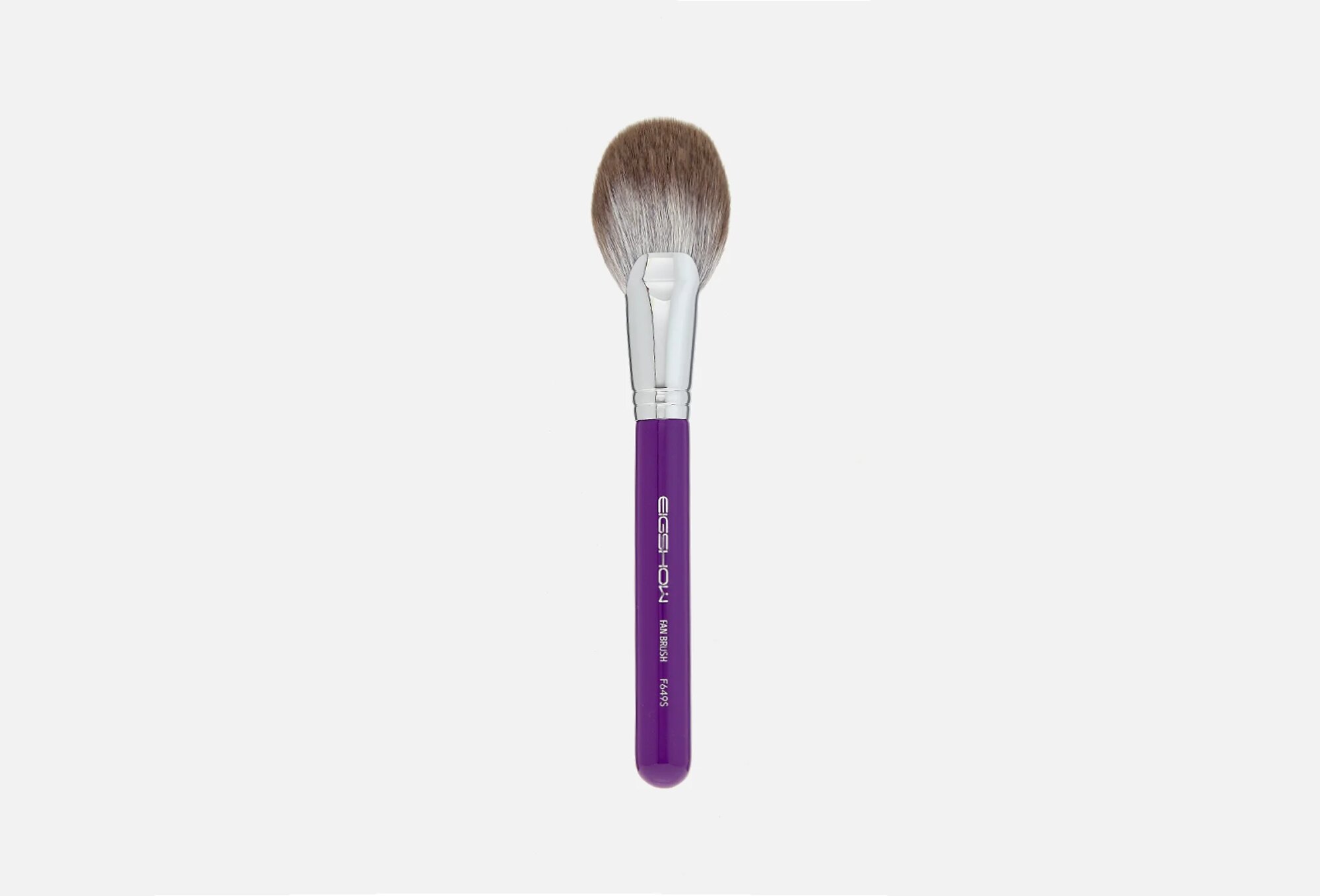 EIGSHOW Tapered face brush Веганская веерная кисть для макияжа лица 1 шт