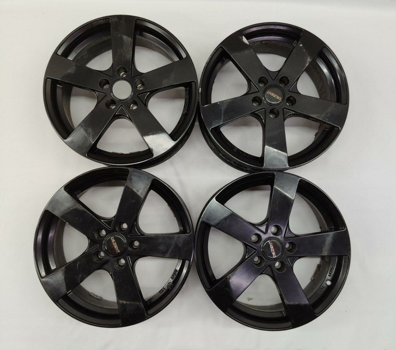 Комплект (4 шт) колесных дисков Dezent 17x7 PCD 5x112 D57.1 ET40 (Реплика)