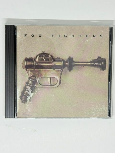 Музыкальный диск Foo Fighters-Foo Fighters (CD, UK) '95 NM