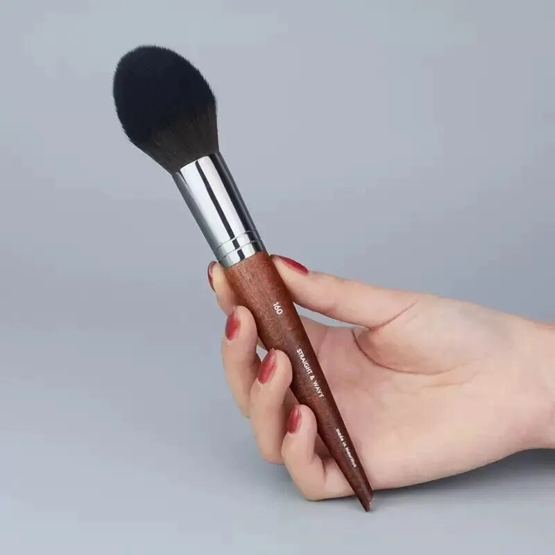 Make Up For Ever Кисть косметическая Для сухих текстур