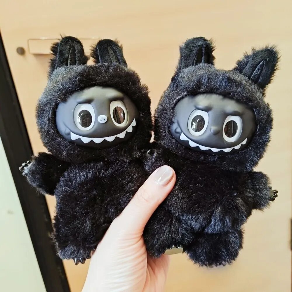 Мягкая плюшевая игрушка Labubu Озорной Кролик 17 см Черная игрушка для детей