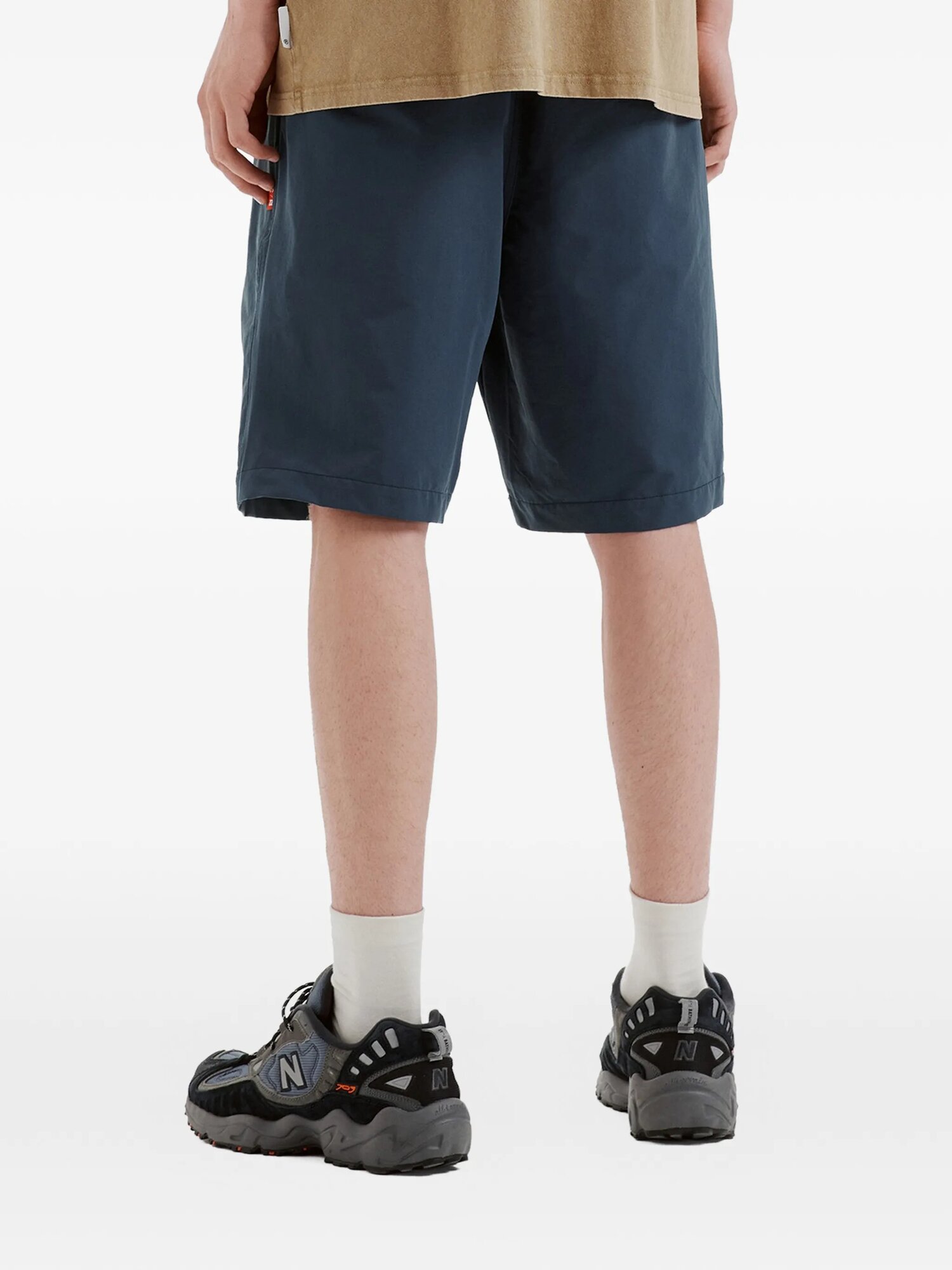 Шорты izzue Logo-patch elasticated-waist shorts, размер 3 — фото 1
