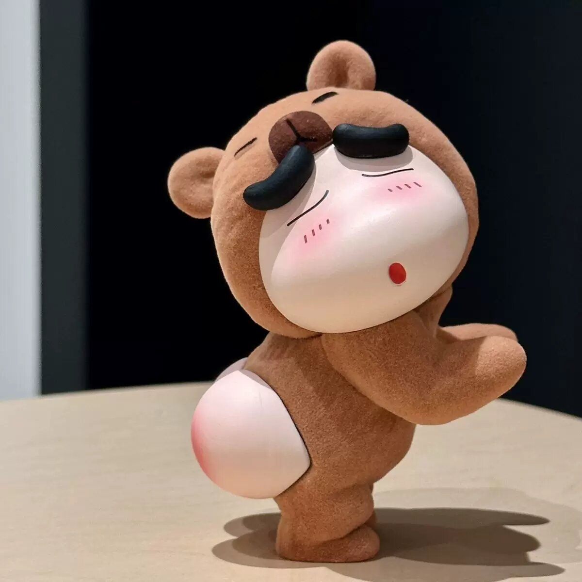 Плюшевый мишка-подвеска для автомобиля Crayon Shin-chan, элитный подарок, украшение для автомобиля, креативный подарок.
