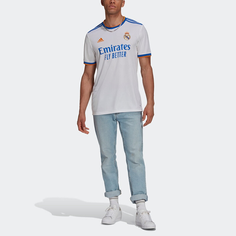 Форма спортивная adidas
