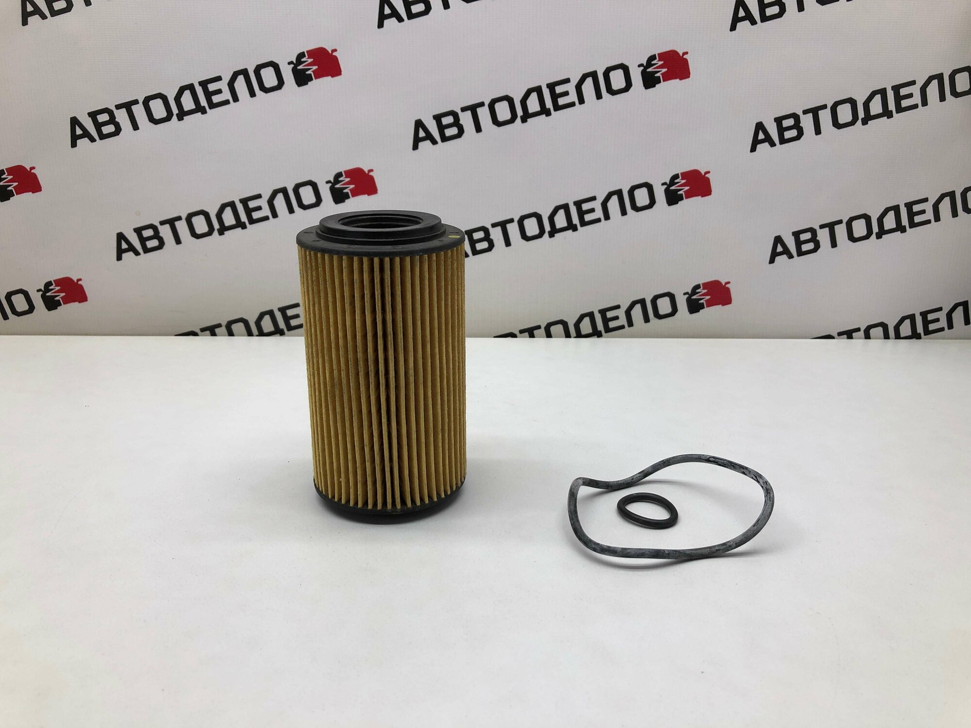 Фильтр масляный Mahle/Knecht OX153 MB C-Class