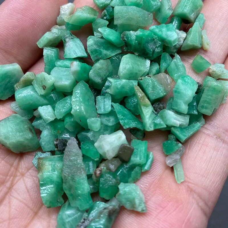 Зеленый изумруд 10g, кулон